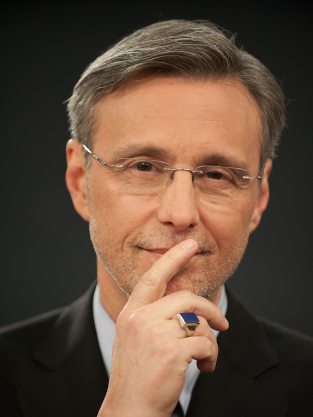 Uncovering America's Hidden History: Spotlight on Thom Hartmann