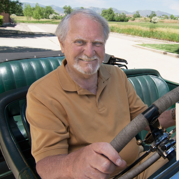 Clive Cussler, Bestselling Adventure Author, Dies at 88