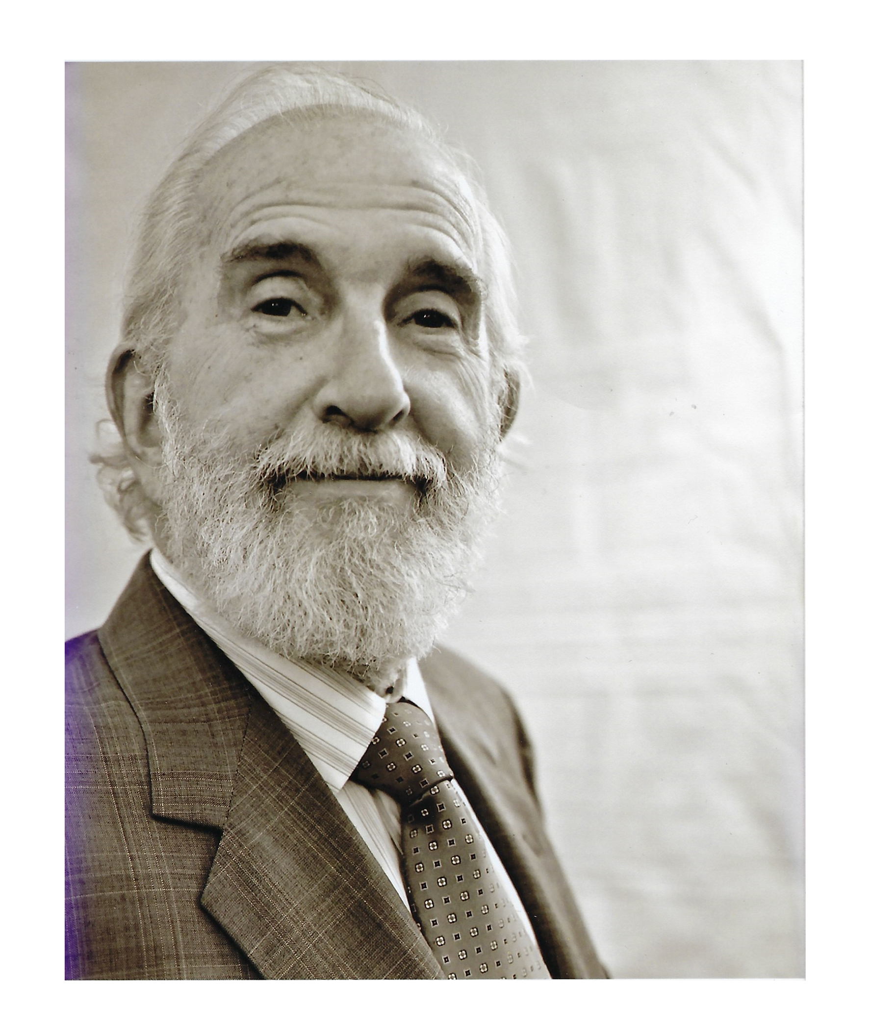 Henry Morrison, Longtime Literary Agent, Dies at 86