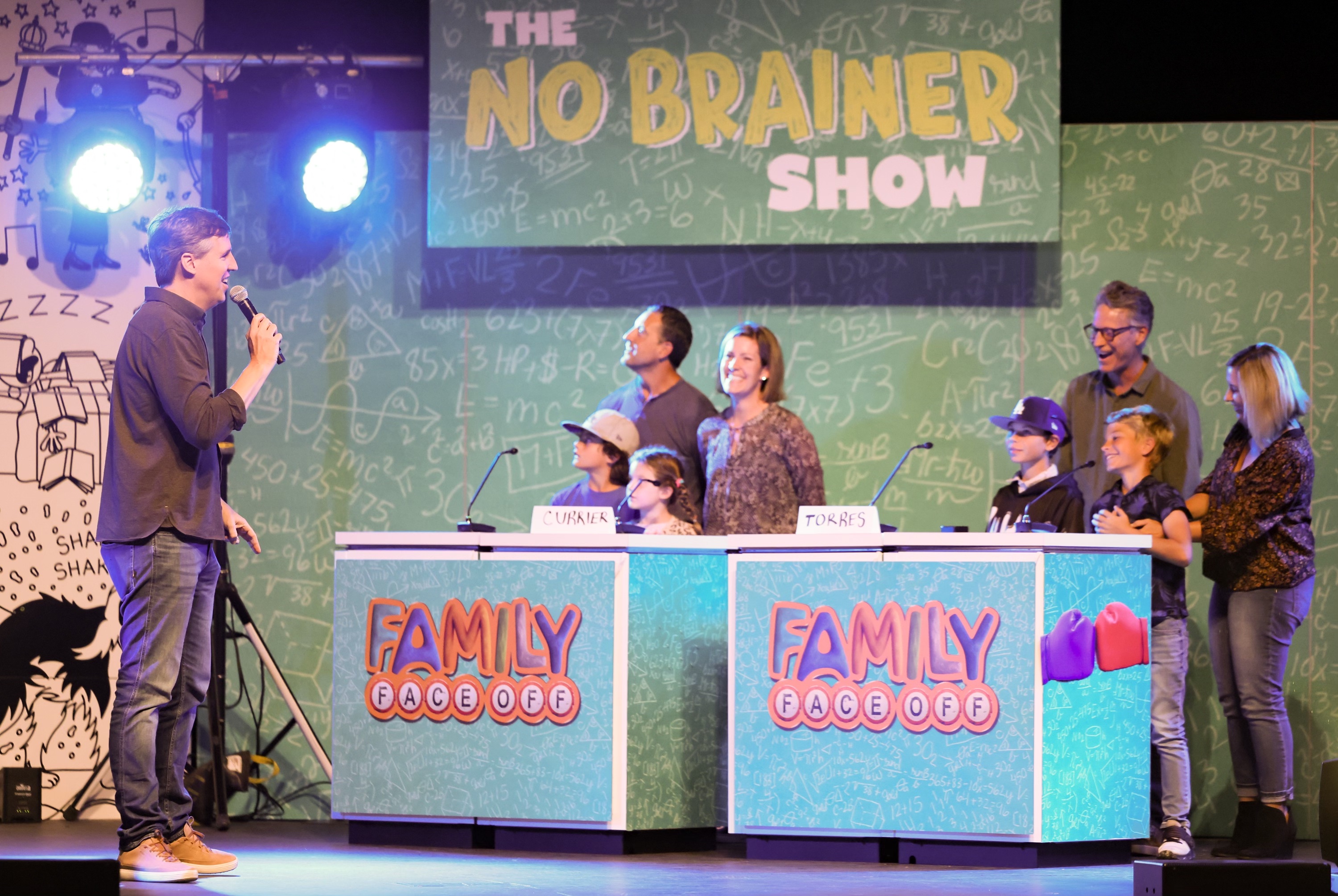 Jeff Kinney Salutes Librarians on 'The No Brainer Show' Tour