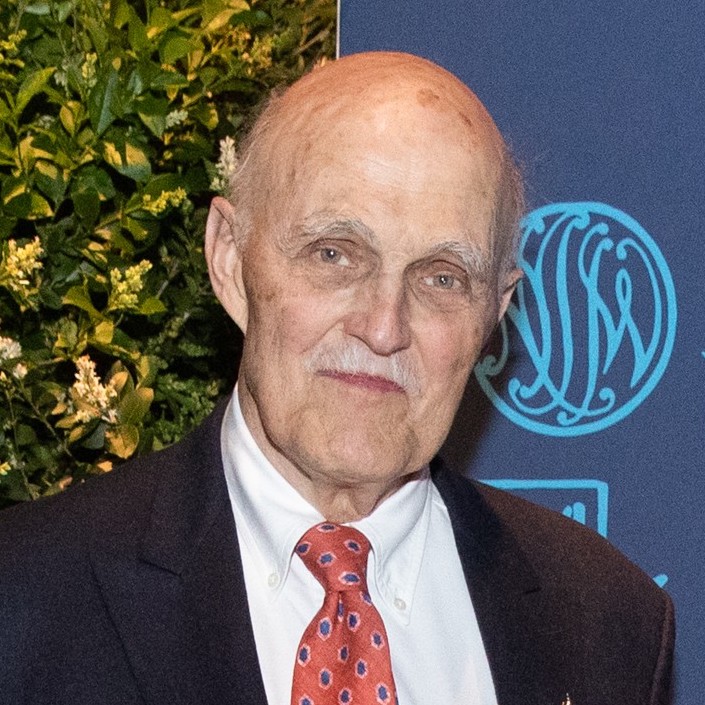 Longtime Norton EIC Starling Lawrence Dies at 82