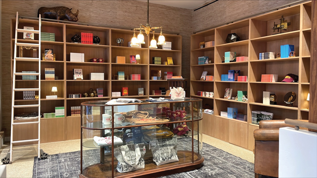 Travel Bookselling Gets Creative