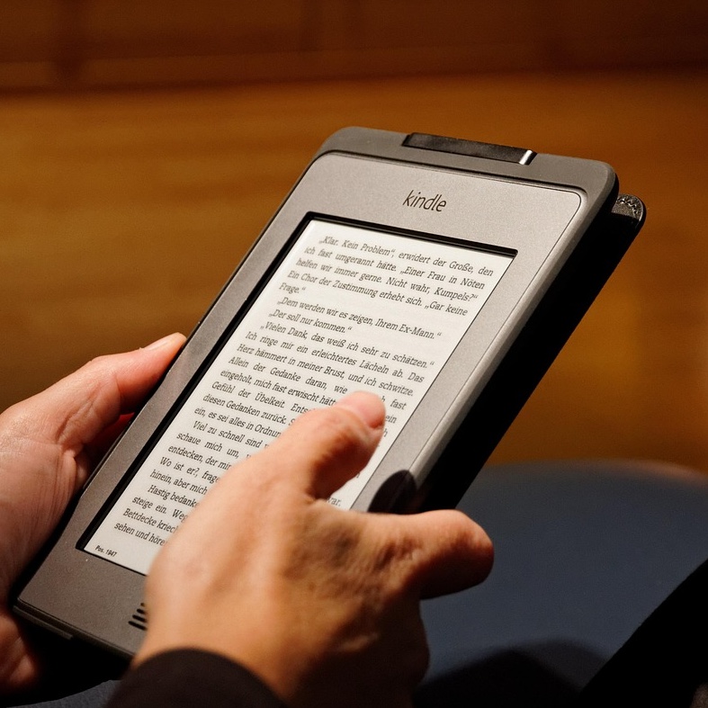 Kindle to Offer Downloads for DRM-Free Titles